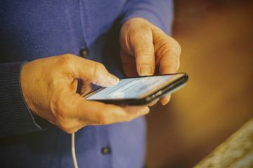 How Much Is a iPhone 14 Today? Price, Deals & Low-Income Options ...